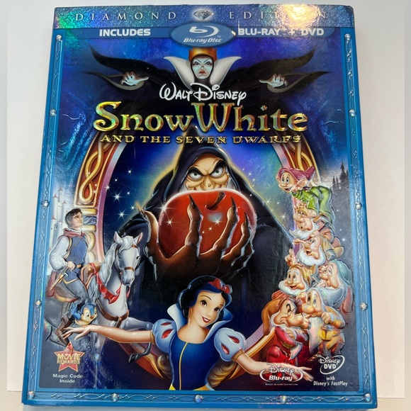 Disney | Media | Snow White Diamond Edition Bluray And Dvd Set New ...
